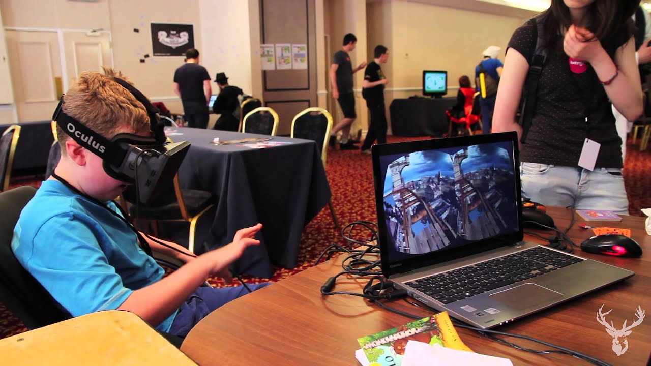 Dr. Joseph Roche - Astrophysicist - Arcade Con 2014 - YouTube