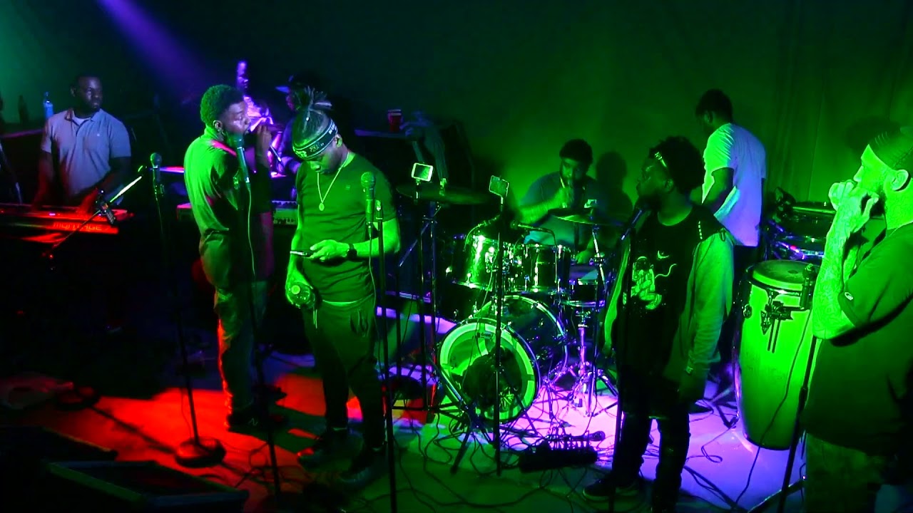 High Quality Band - Live in the Studio - YouTube