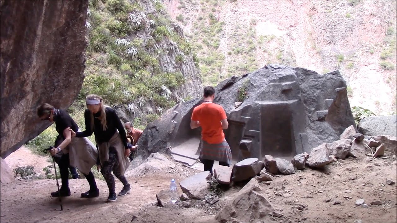 Mysterious Ancient Naupa Huaca In The Highlands Of Peru - YouTube