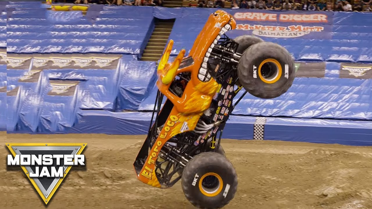 Toronto, ON Highlights | Monster Jam 2019 | Monster Jam - YouTube