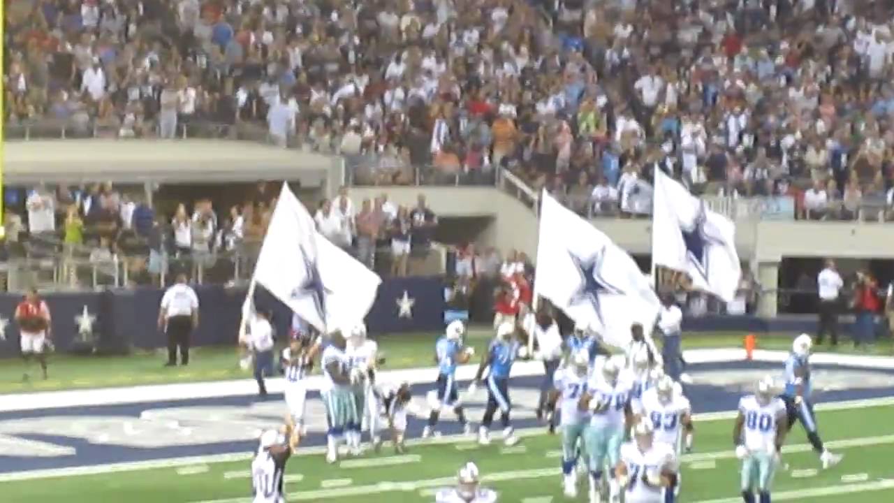 The First Extra Point at Dallas Cowboys Stadium - YouTube