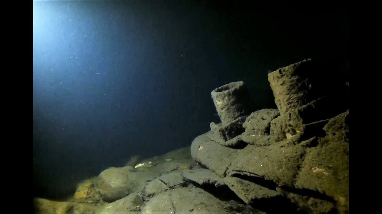 Cardboard of the Seas wreck - how she looks now, 95 FEET below the ...