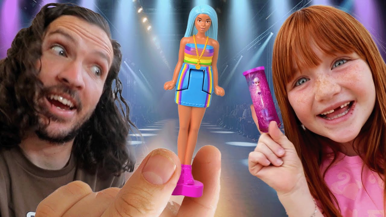 ADLEY’s mini FASHiON SHOW!! Playing neighborhood with surprise toys and ...