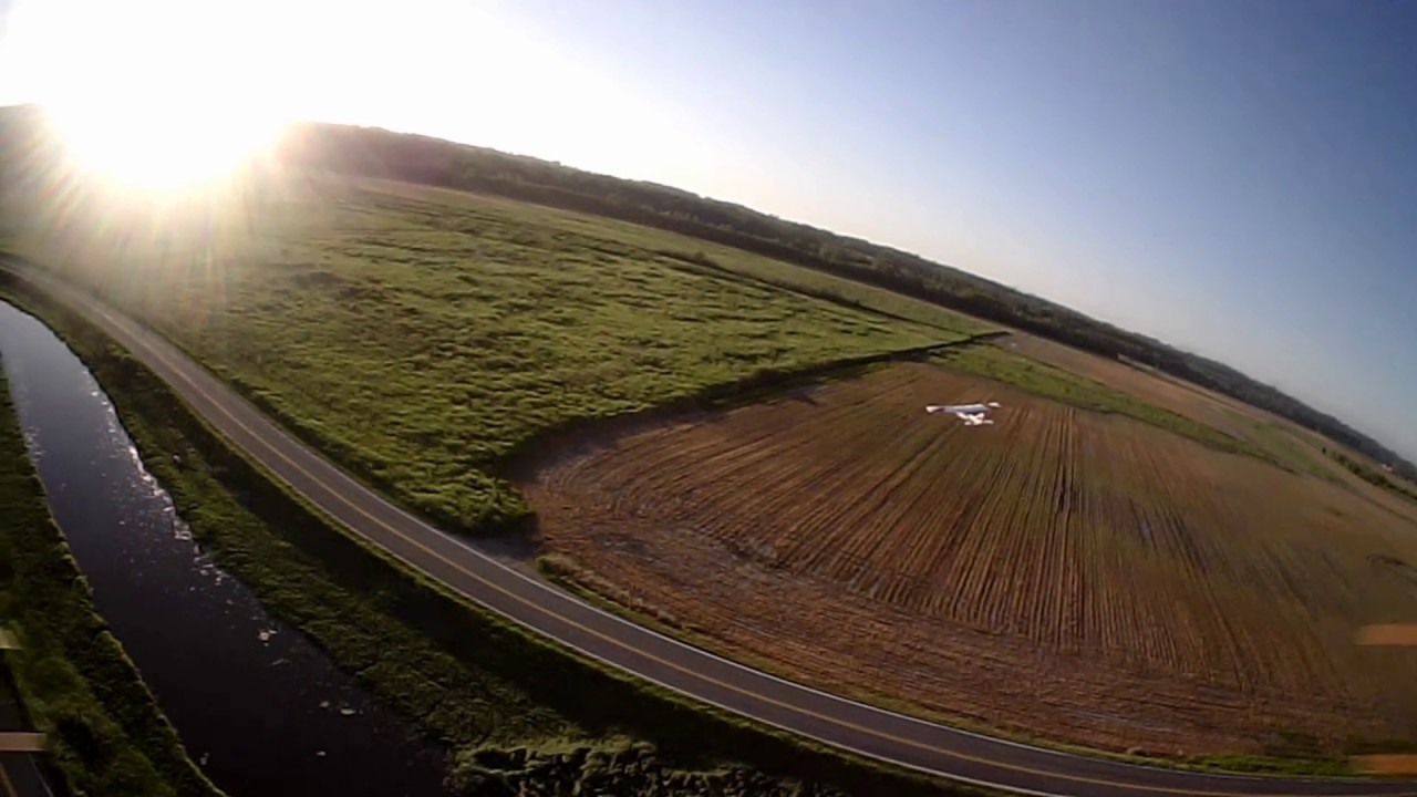 Mini Quad chasing an Apprentice FPV - YouTube