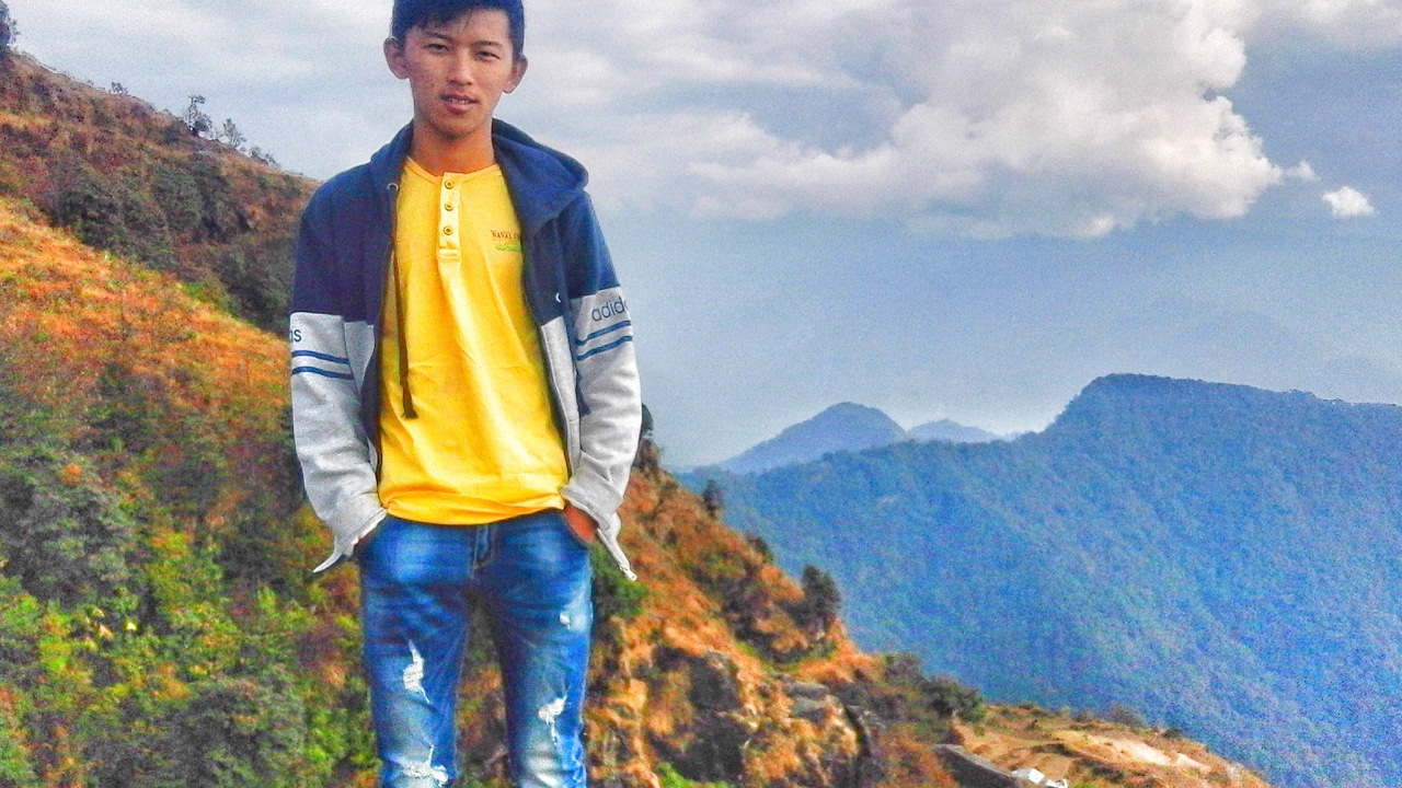 Susan Gurung Live Stream - YouTube