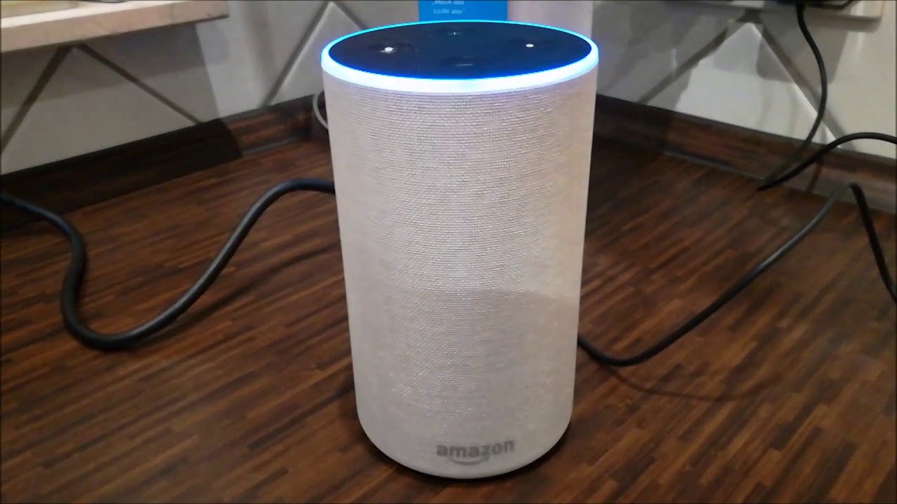 Amazon Echo 2 Alexa schimpft und beleidigt | schimpfen und Mitleid mit ...