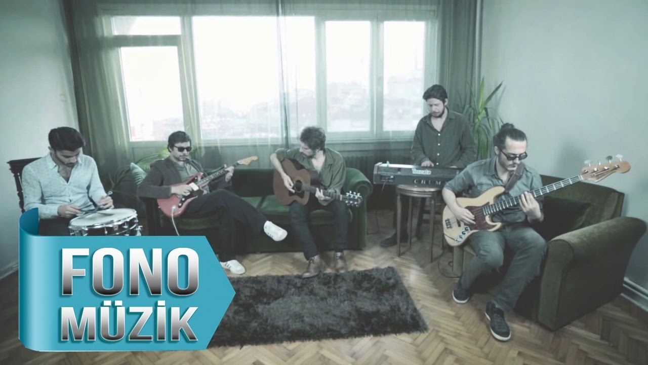 Adamlar - Öyle Normal (Official Video) - YouTube