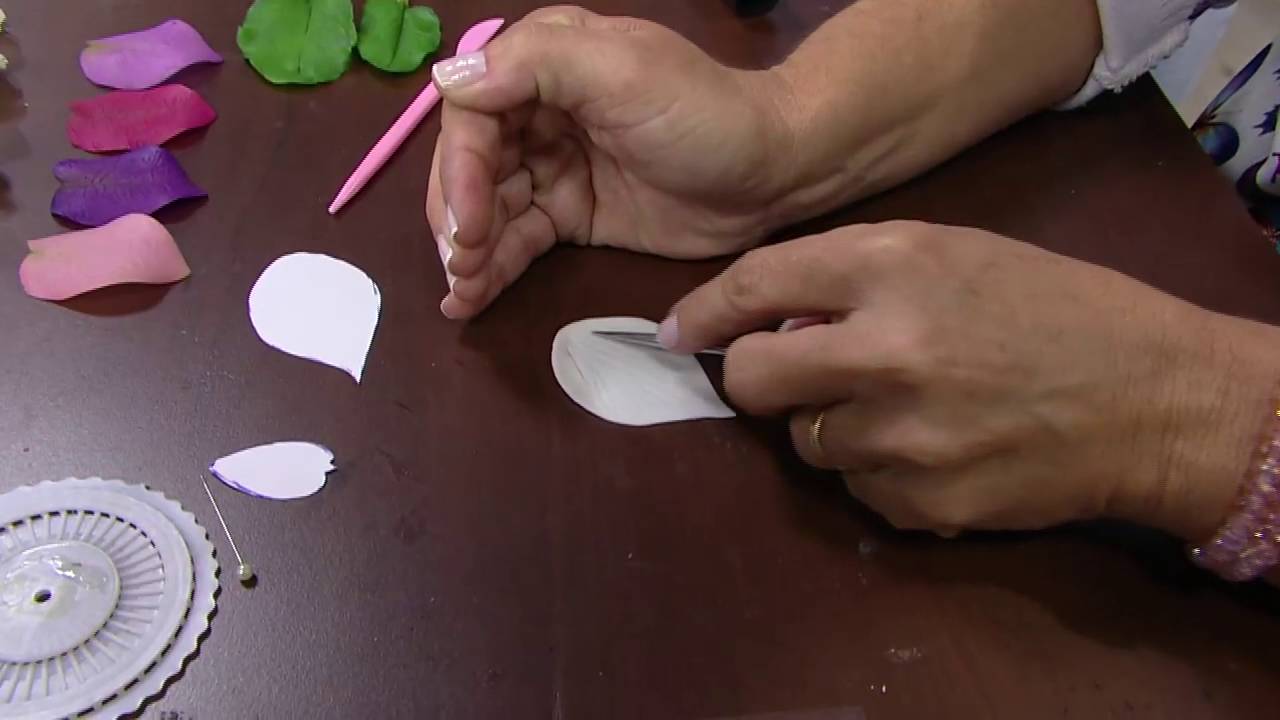 Mulher.com - 15/07/2016 - Técnicas de modelagem em biscuit – Alessandra ...