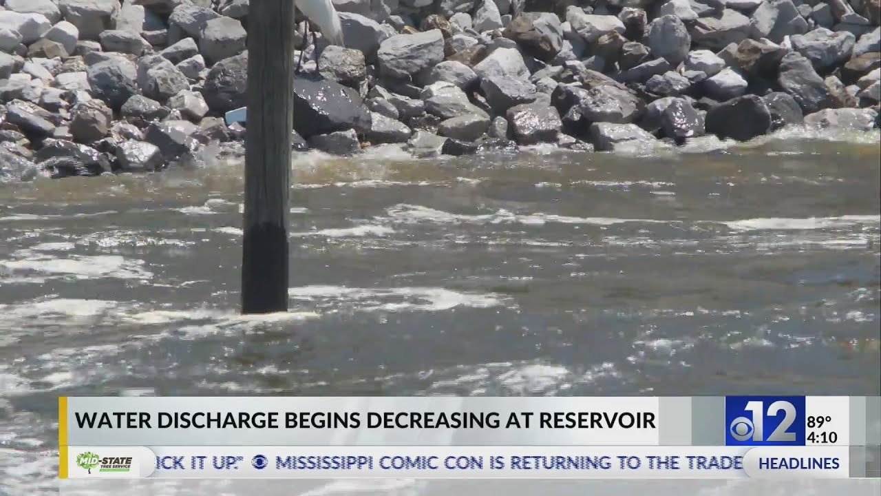 Water discharge begins decreasing at Reservoir - YouTube