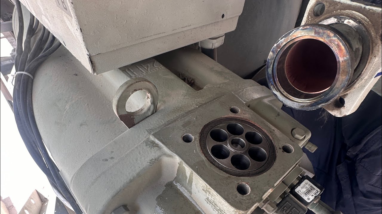 How to replace Trane chiller noisy Discharge valve. - YouTube