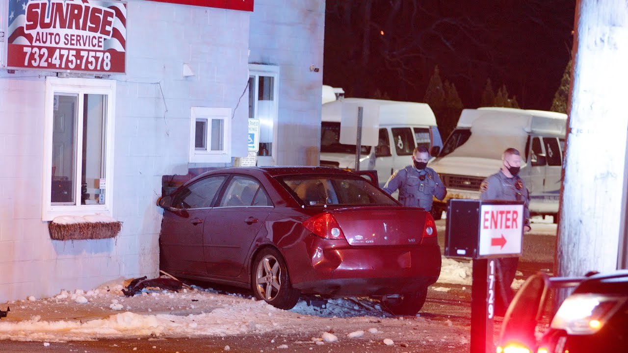 Car vs. Building (Brick, NJ) 2/21/21 - YouTube
