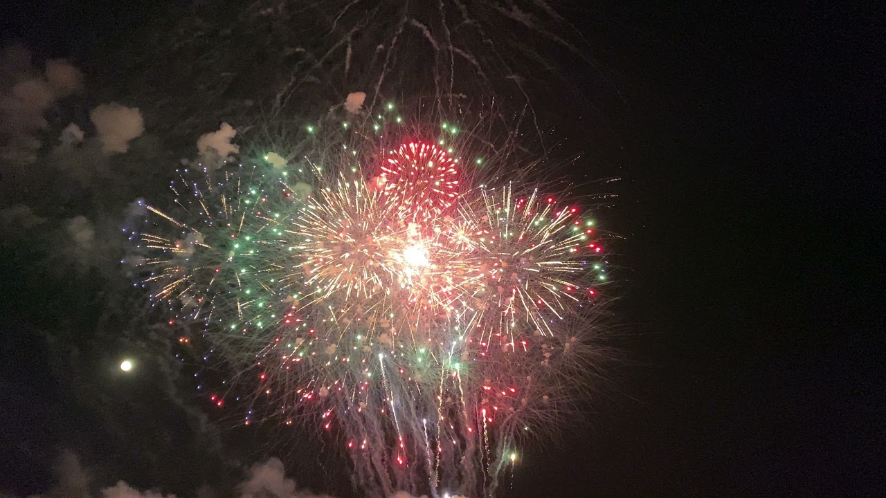 Wildwoods Boardwalk Fireworks Finale - YouTube