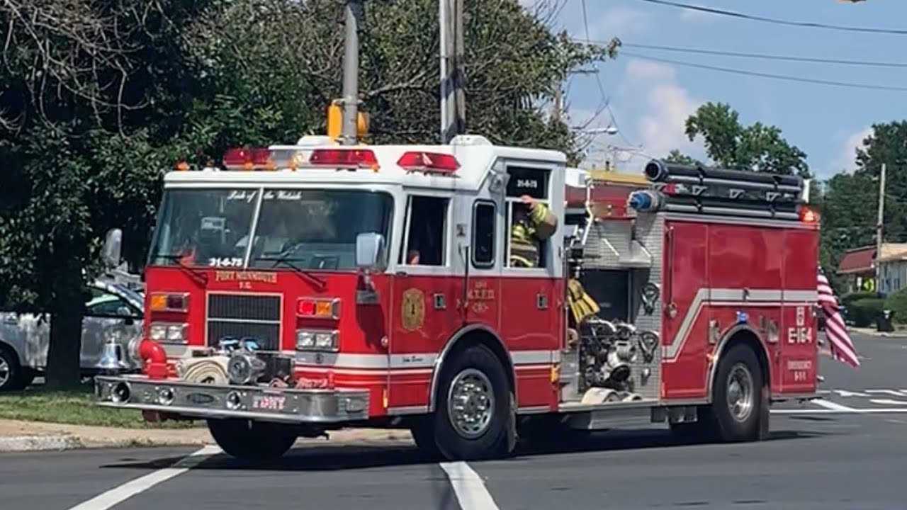 MTFD Engine 164 (31-6-75) Responding - YouTube