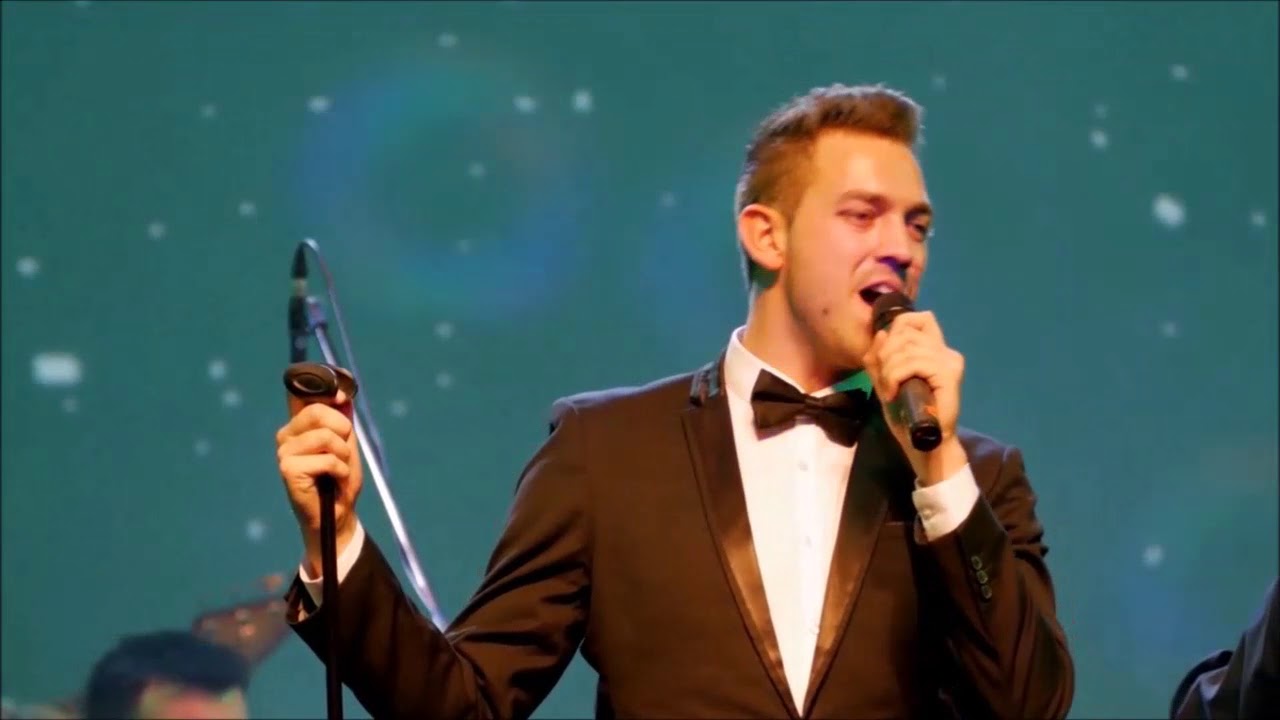 Josh Hindle - Swing singer , Sinatra , Rat pack , Buble Lancashire ...