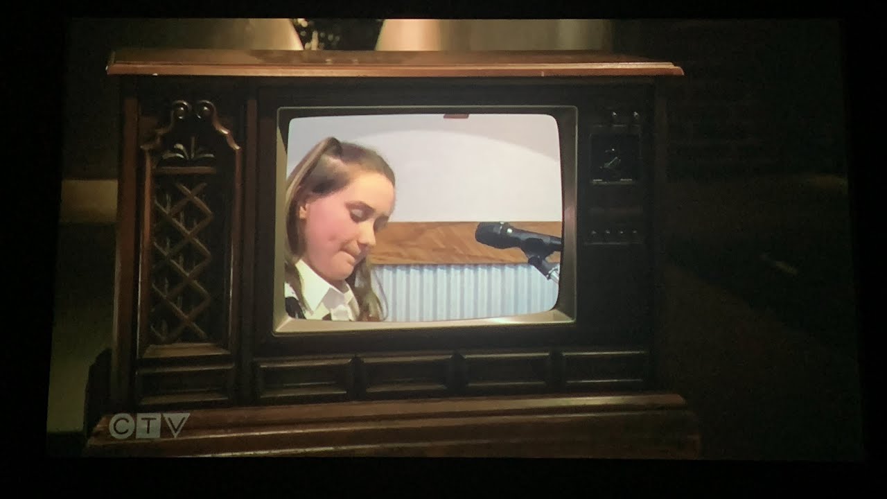 Ruby Leigh sees messages from family! | The Voice Live Finale Part 1 ...