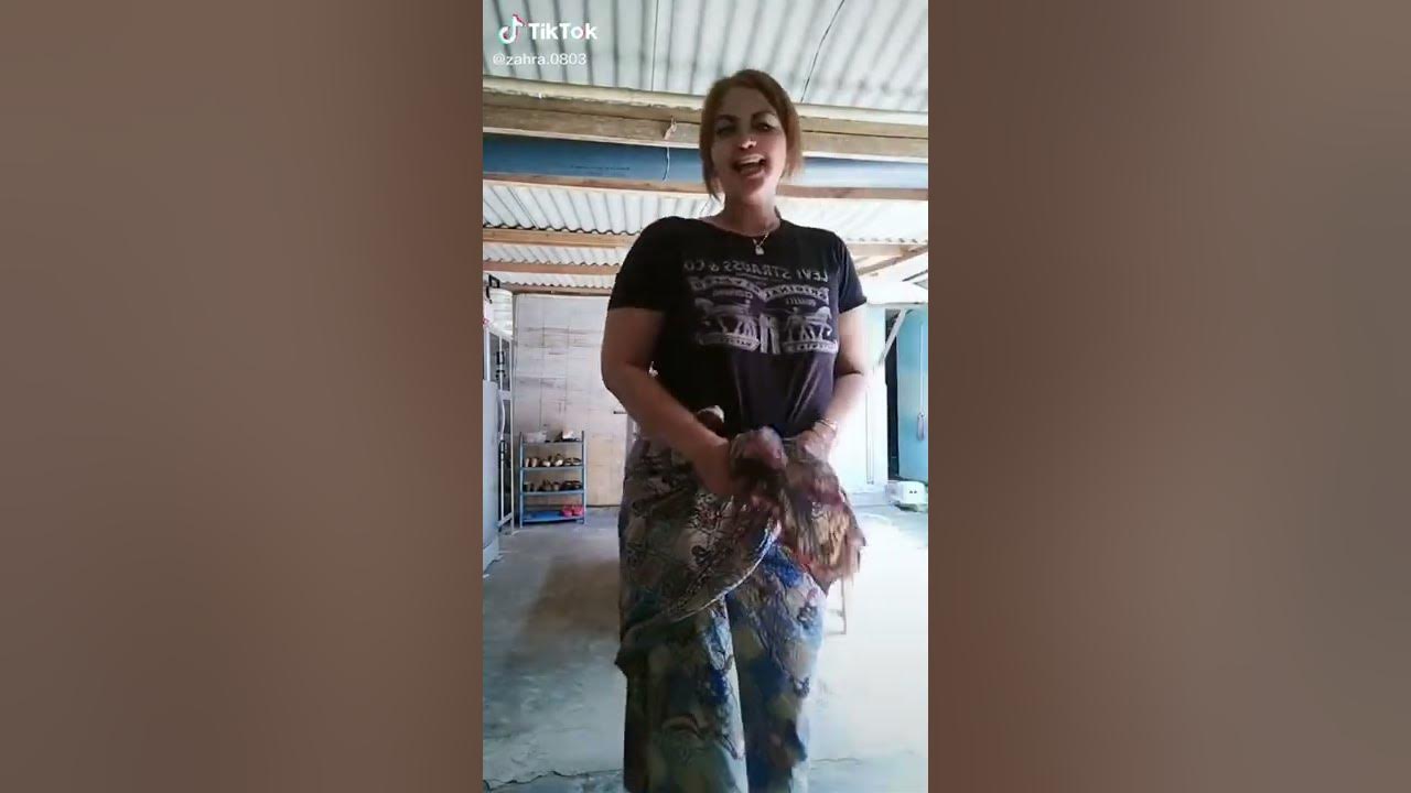 tiktok tante zahra bokong gede goyang hot - YouTube
