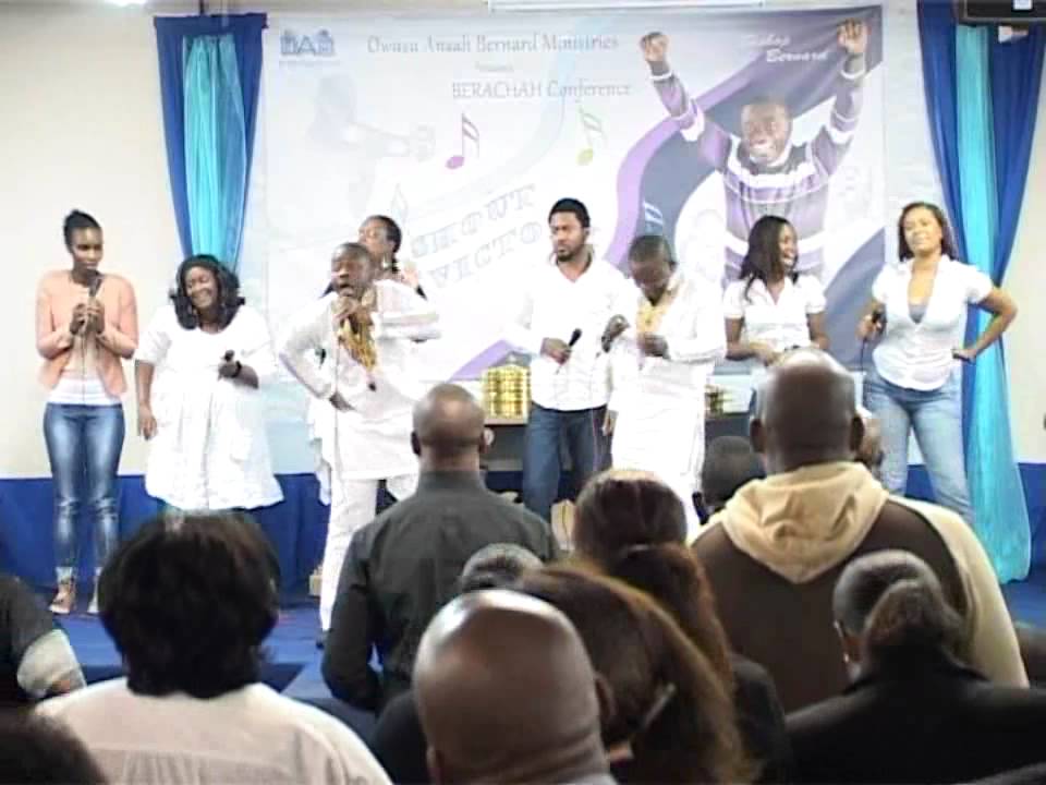 I command my hands to praise the Lord (original) - Willie & Mike - YouTube