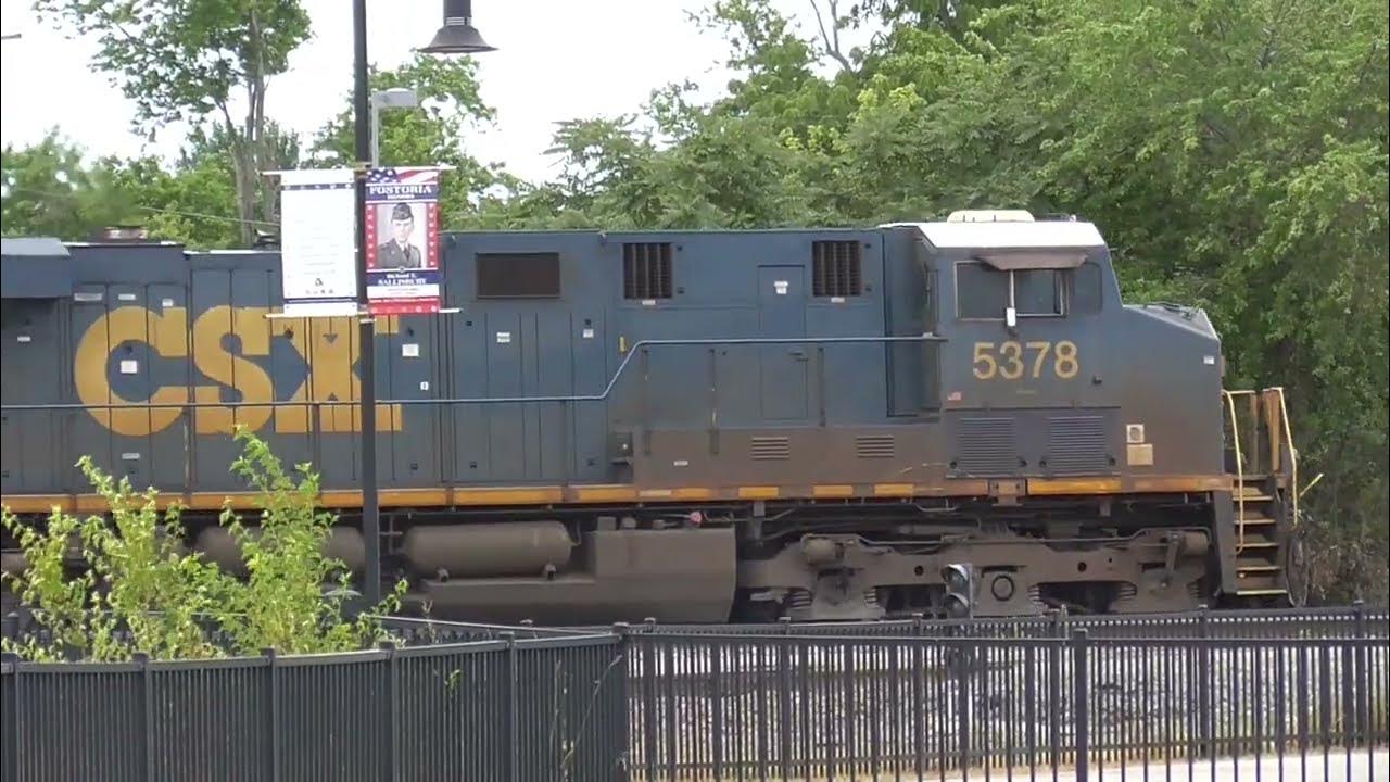 CSX G114 Empty Grain Train in Fostoria, Ohio July 23, 2022 - YouTube