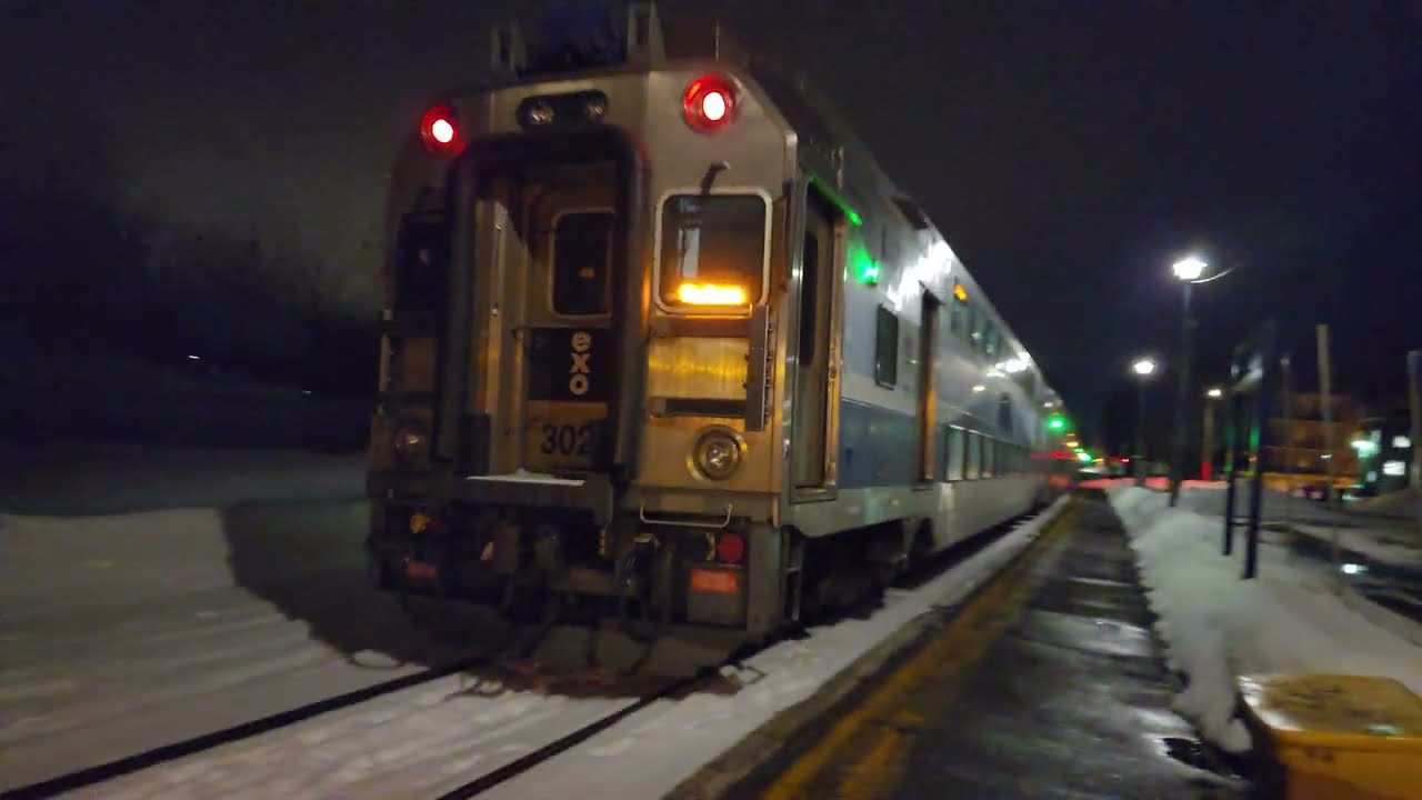 Exo train ride to Hudson on the Vaudreuil-Hudson commuter train line ...