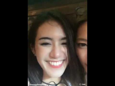 cewek cantik yang hot