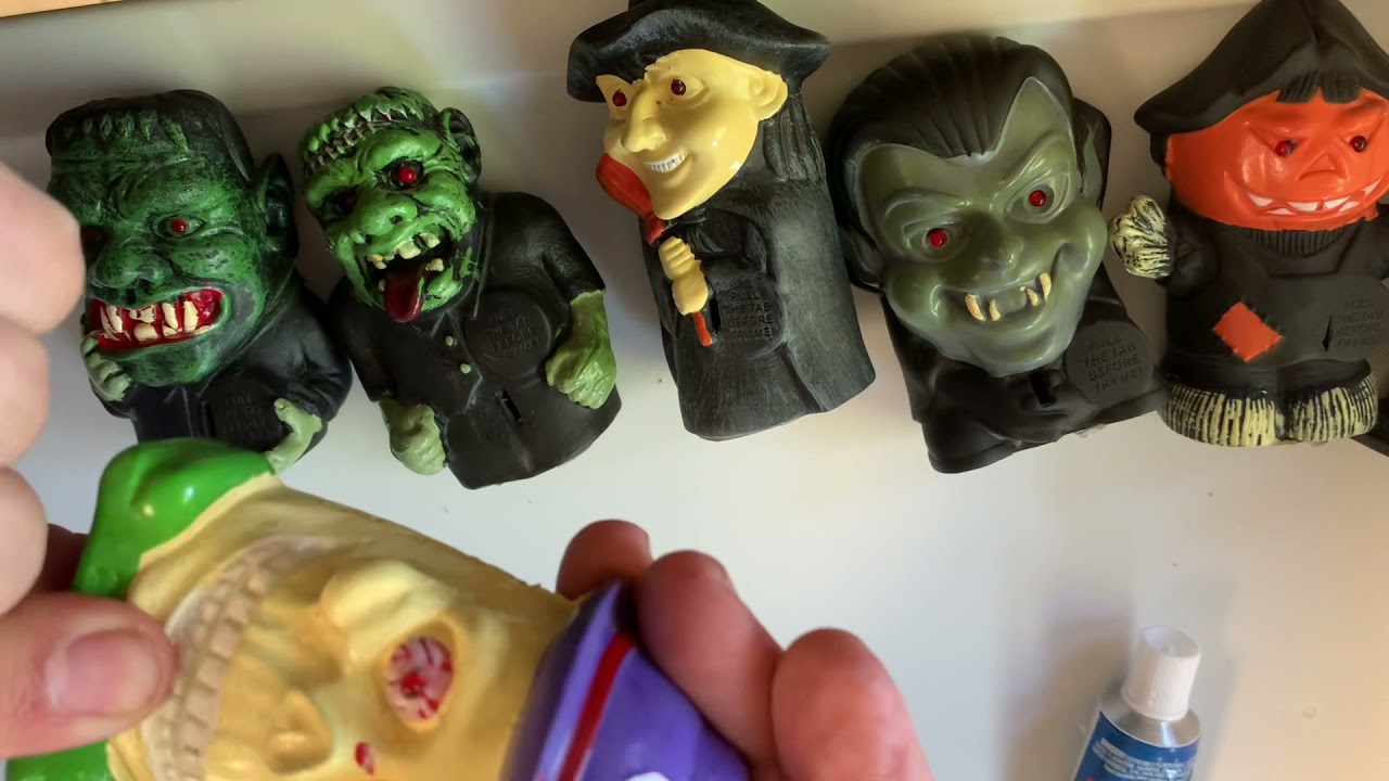 Pocket Screamers - Replacement of batteries in a square back screamer ...