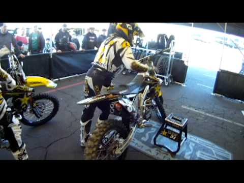 GOPRO - OAKLAND SUPERCROSS PIT VIDEO - ROCKSTAR ENERGY RACING - YouTube