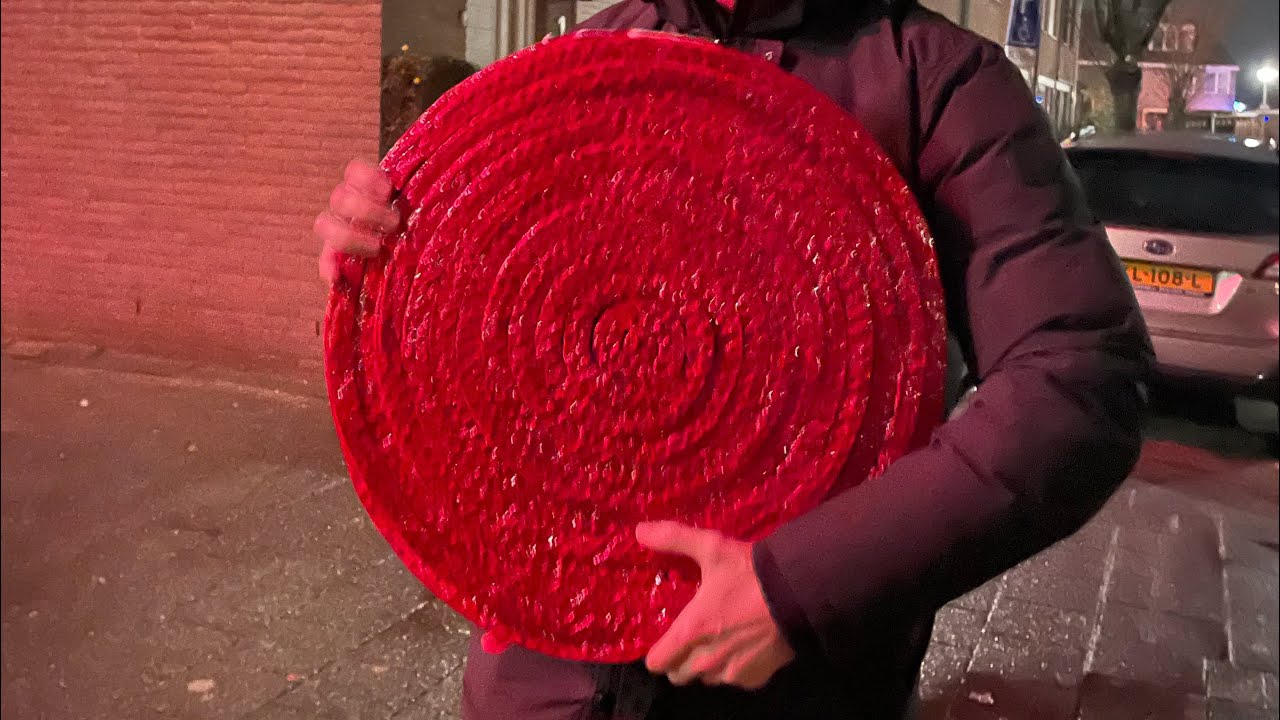 Mega Chain Thunder 3008 - Pyrostar - YouTube