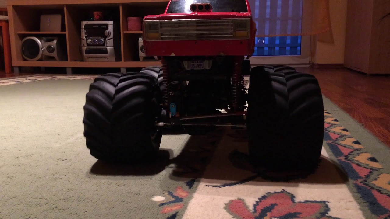 Tamiya Clodbuster all wheel steering - YouTube