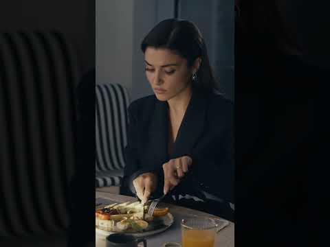 Aşk ve Gözyaşı 1. Bölüm | Selim ve Meyra'nın mutlu evlilik pozları #shorts #aşkvegözyaşı