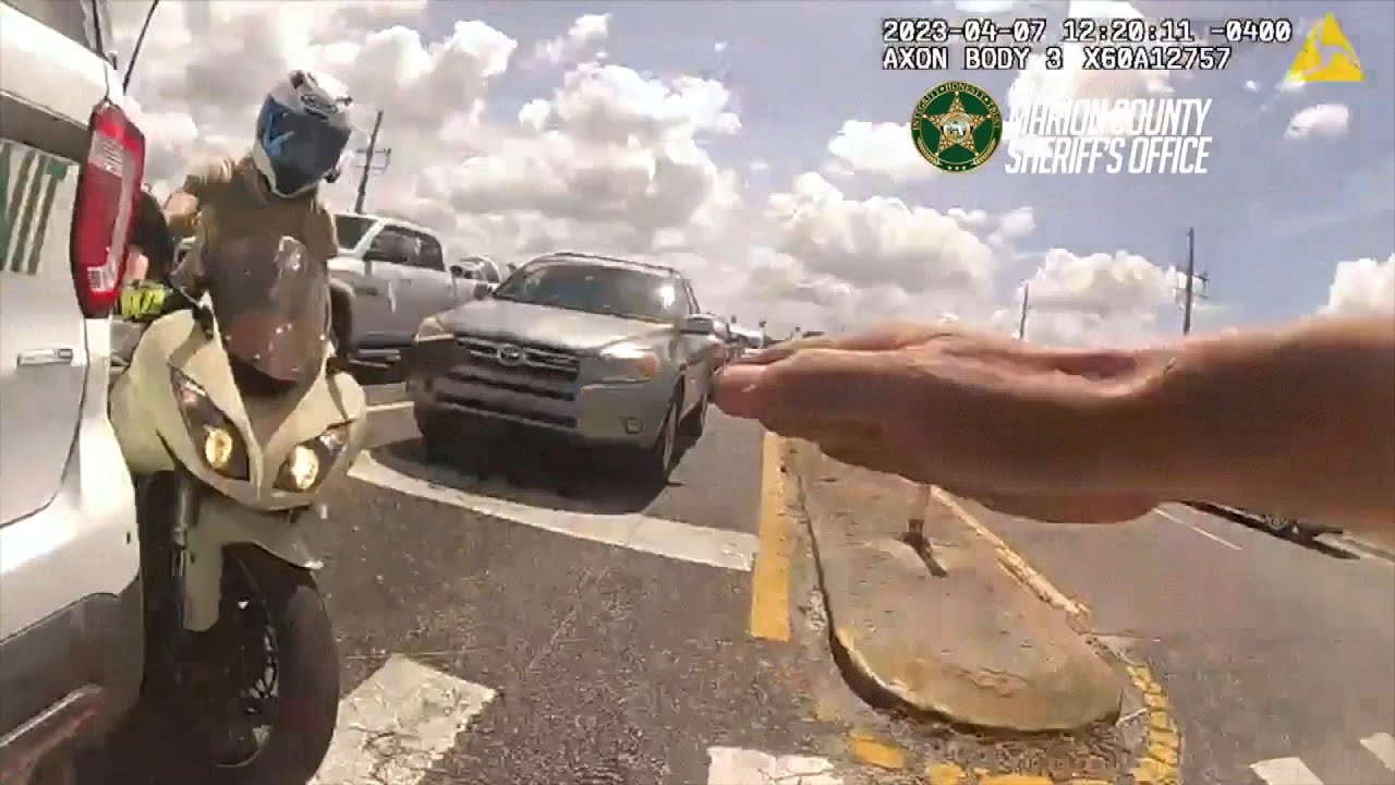 Deputy Hit With Motorcycle While Confronting Driver - YouTube