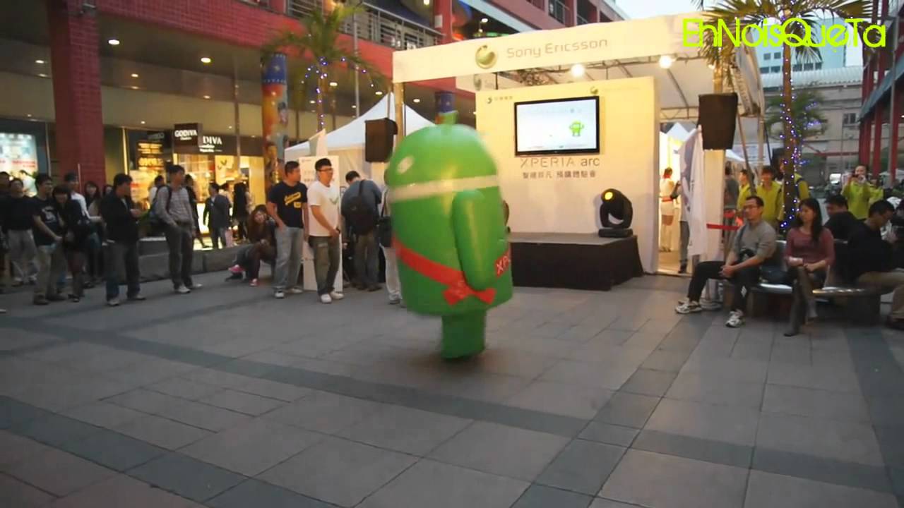 Dancing Android - HD - YouTube