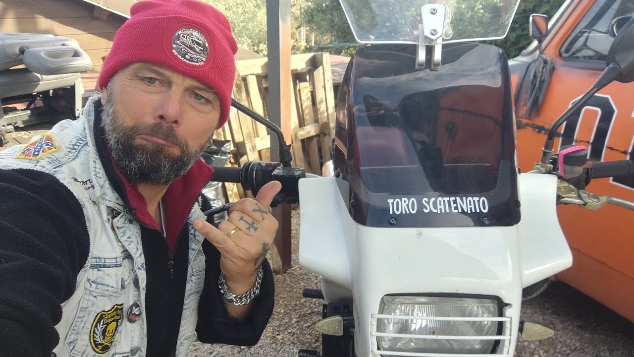 DA NON CREDERE: due diverse fra loro? - YouTube