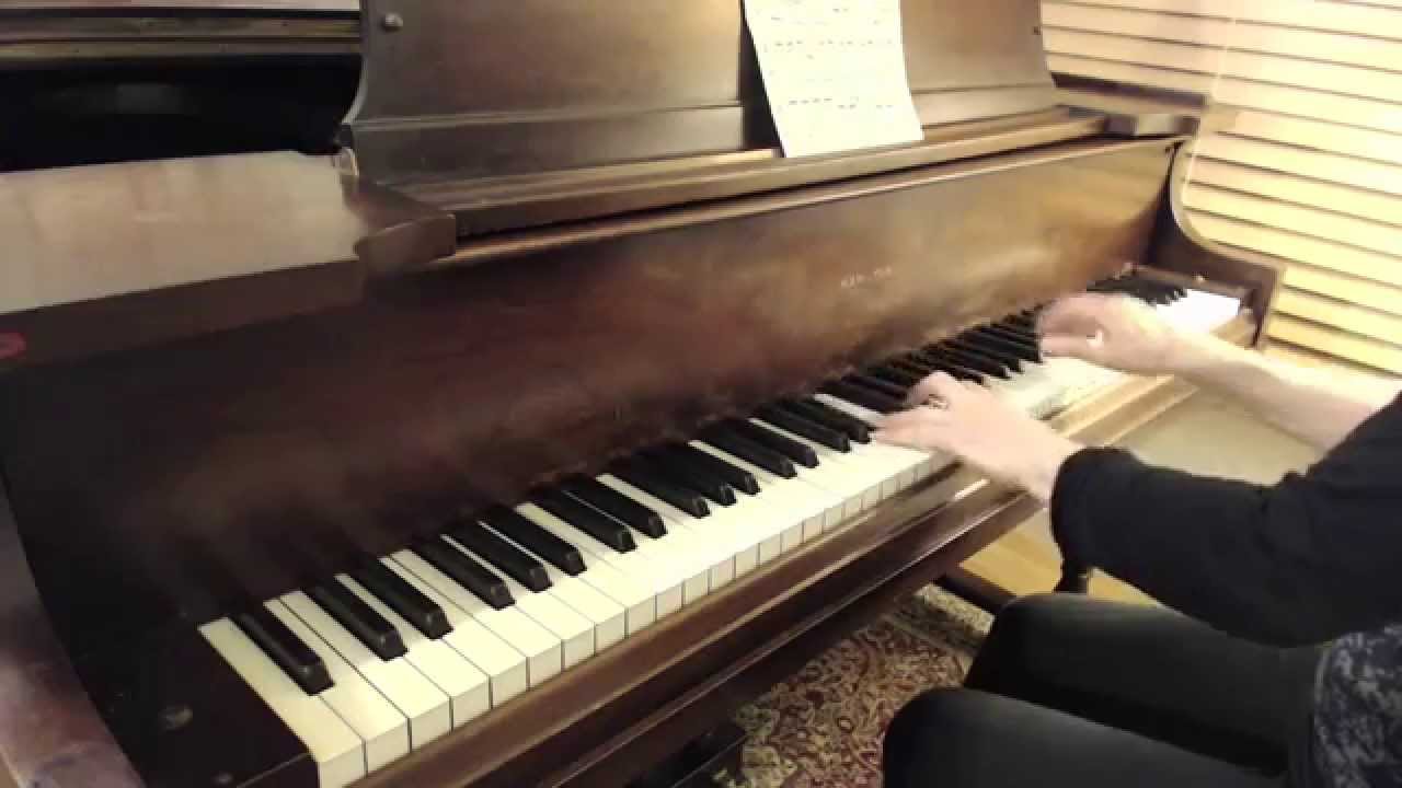 Bach Little Prelude in F, BWV 927 - YouTube