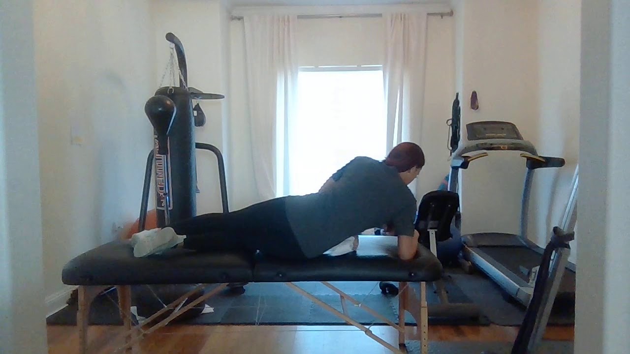 Week 5 Right Thoracic Scoliosis and Rib Hump - YouTube