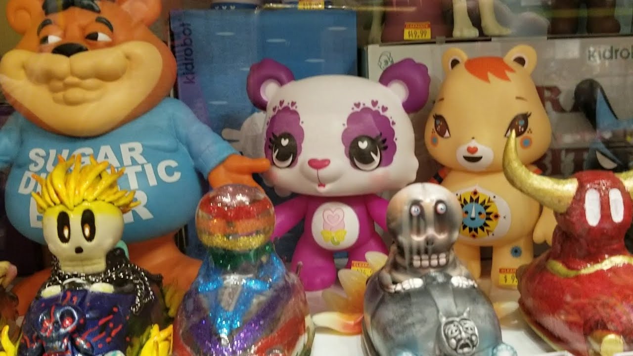 PIQ Store // P!Q // Universal City Walk Orlando Florida - YouTube