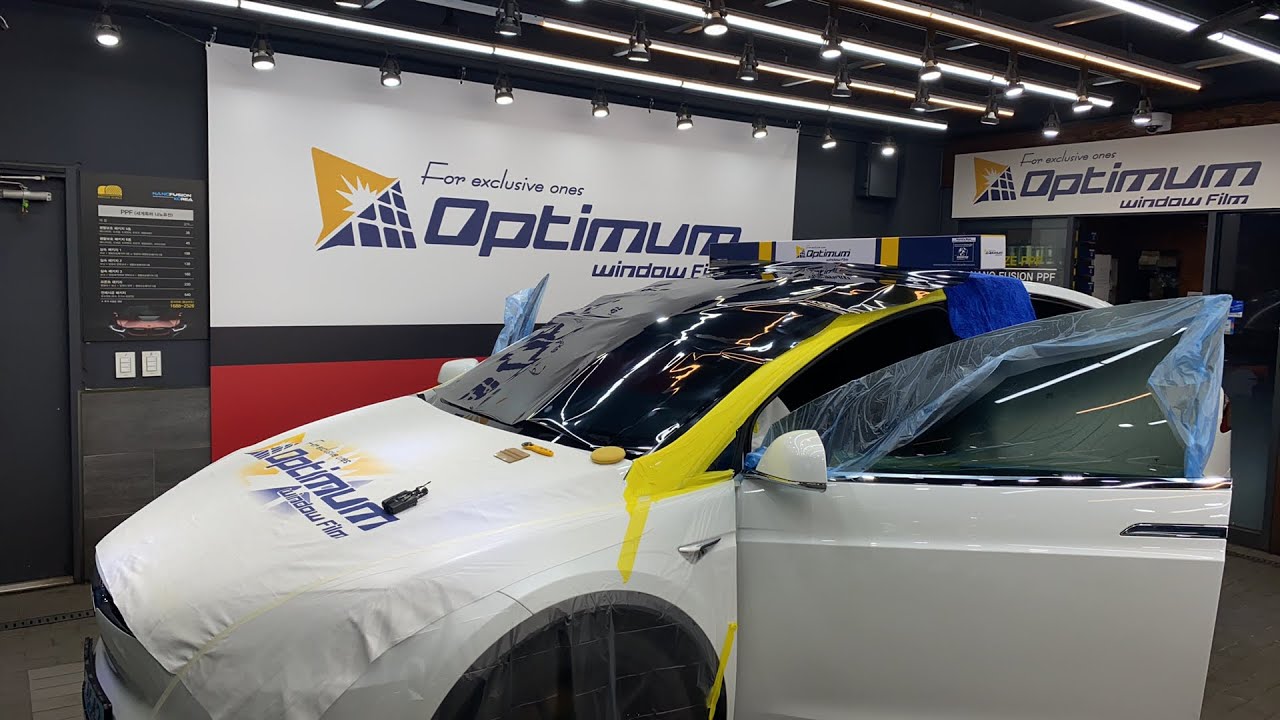 Tesla Model X windshield tint installation training 모델X 앞유리 썬팅 - YouTube