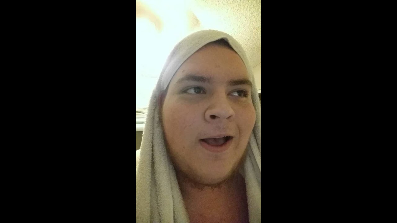 Dumb fat kid - YouTube