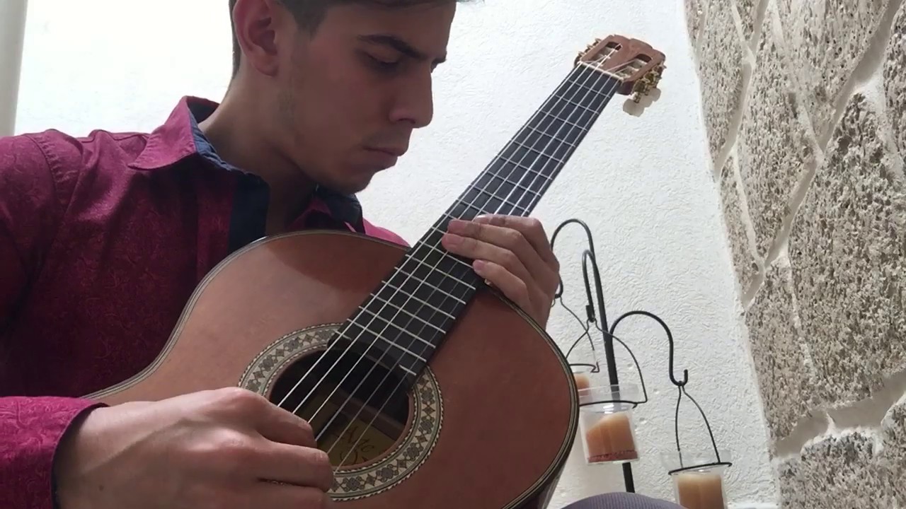 Tango en Skaï - Roland Dyens - YouTube
