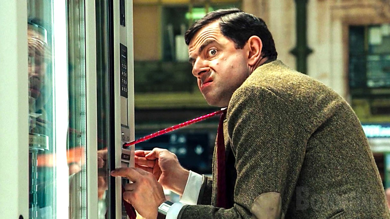 As Aventuras de Mr. Bean em PARIS | As Férias de Mr. Bean | Clipe - YouTube