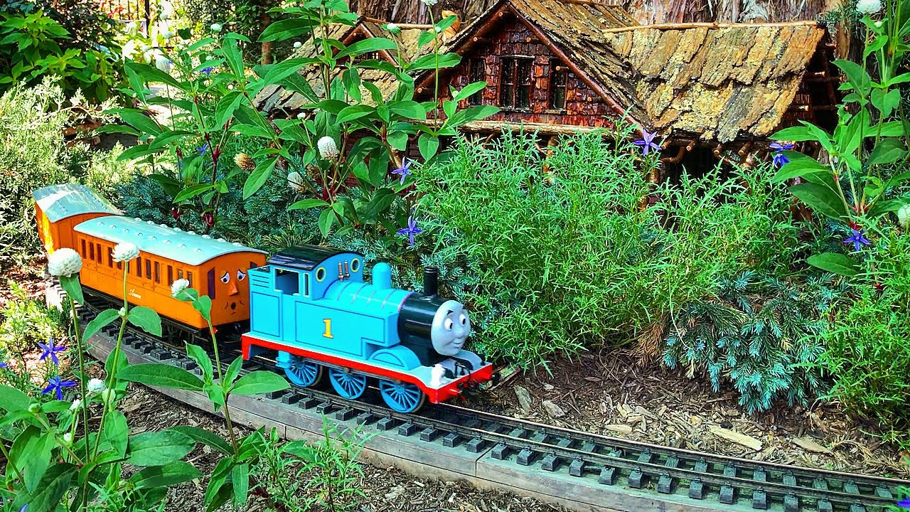 Thomas the Train at Biltmore Gardens Railway - YouTube