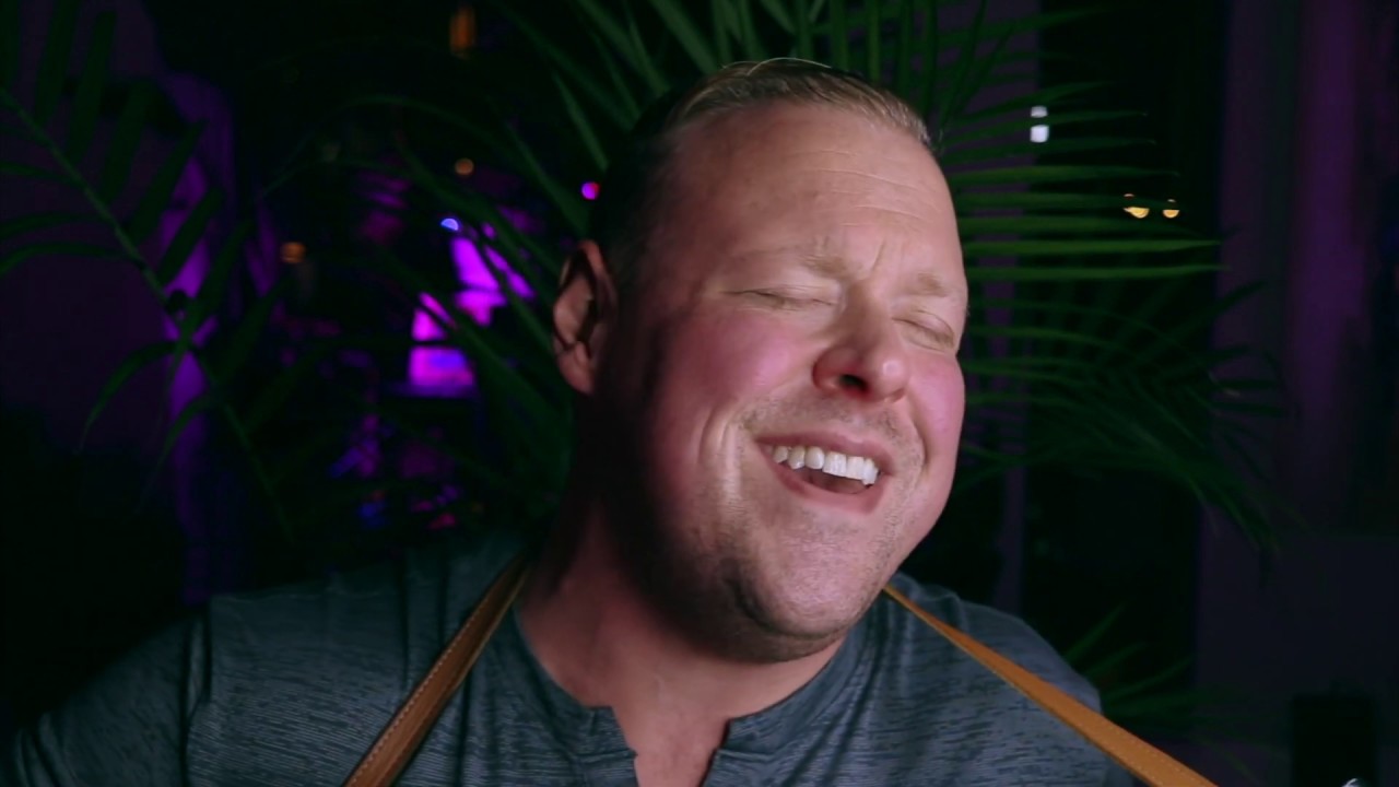 Ben Gulley - Bridge Over Trouble Water - (live ukulele cover) - YouTube