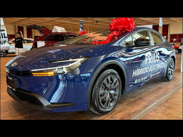 Toyota Prius C 2024 Azul Pre Owned 2024 Toyota Corolla Cross XLE SUV