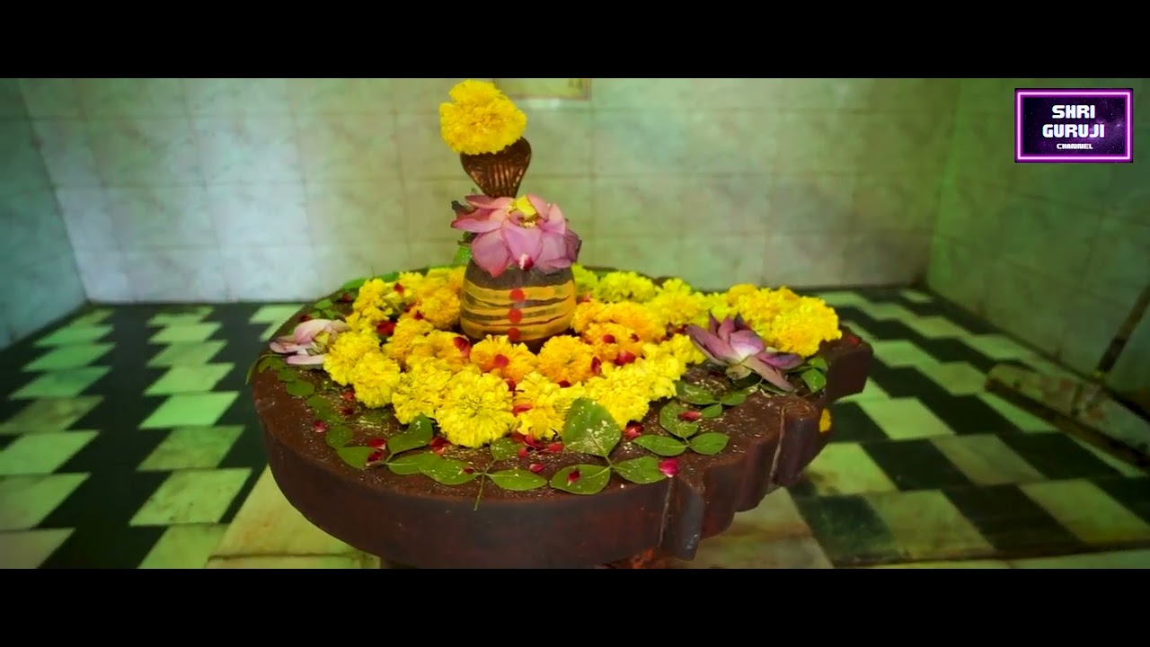 Datia Darshan ||Holy Places to Visit in Datia || Shri Peetambra Peeth ...