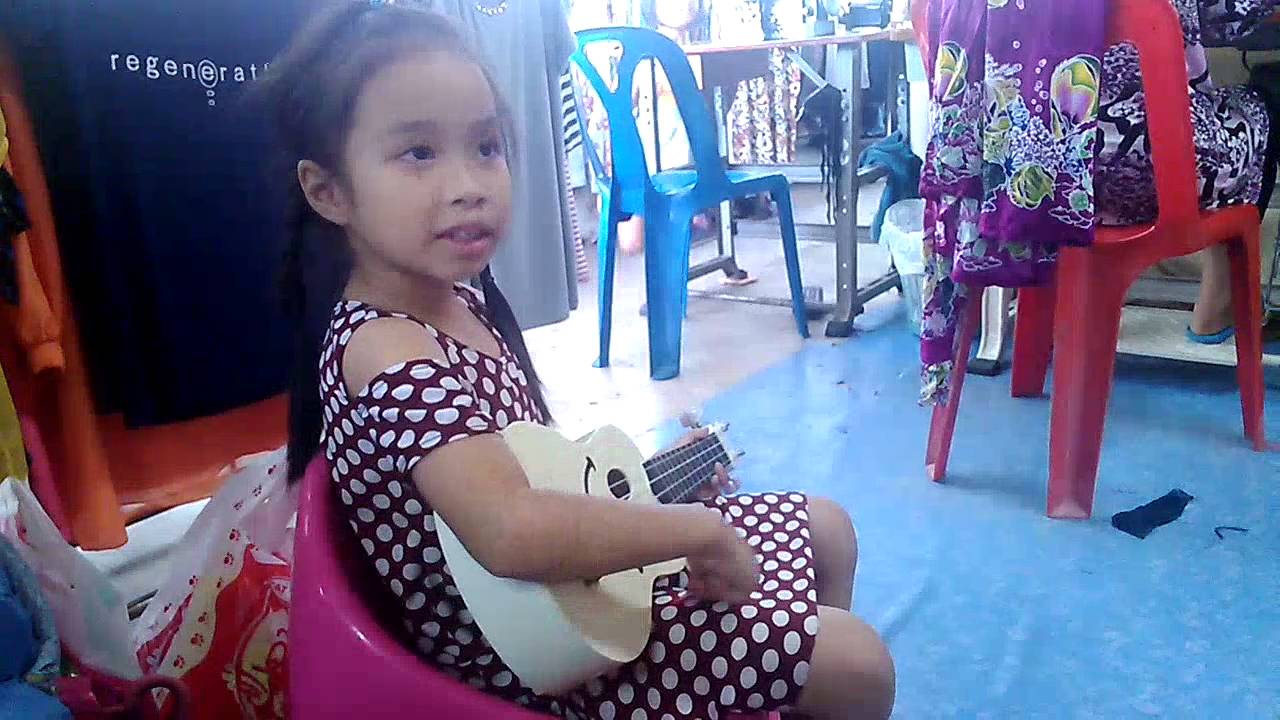 first song from. Nike.3gp - YouTube