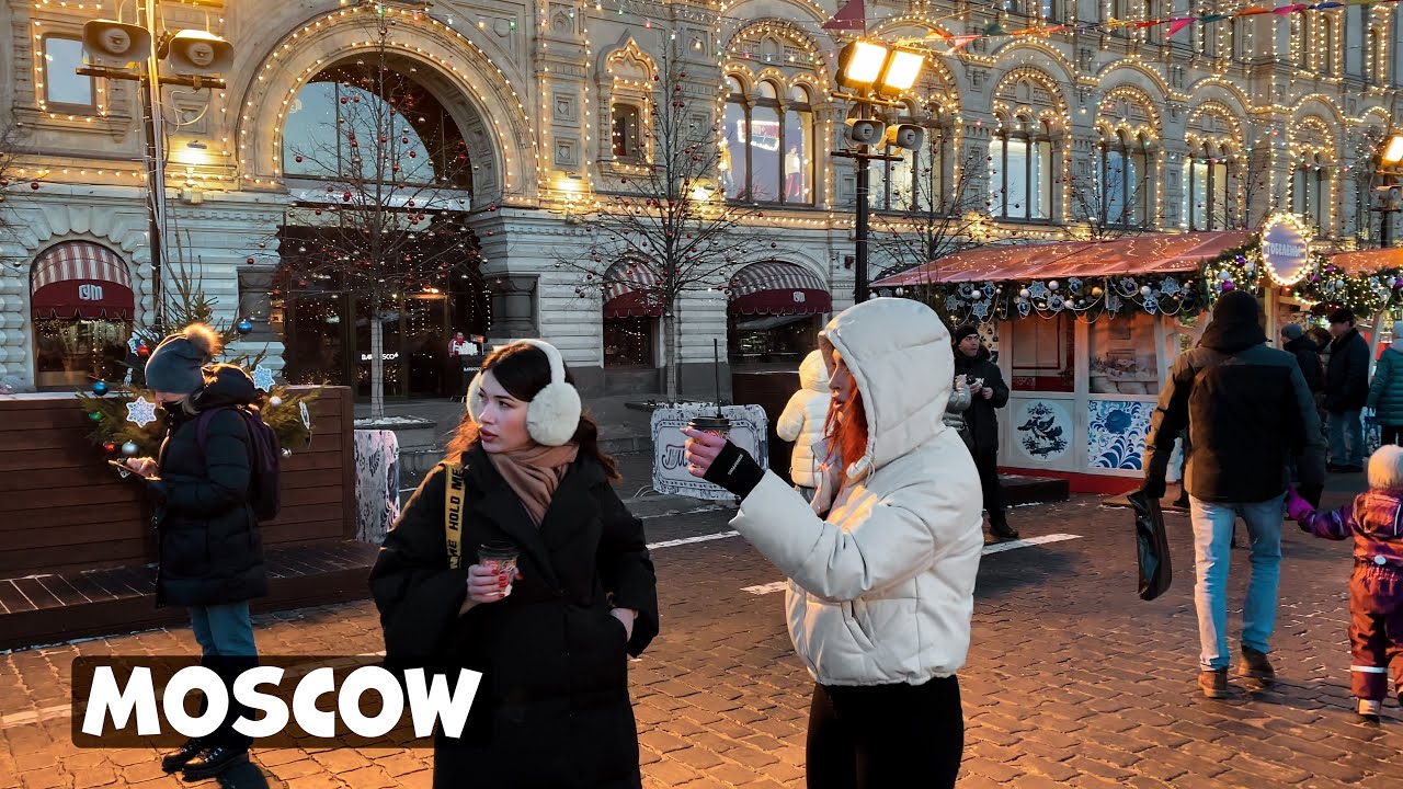 ⁴ᴷ RICH MEGAPOLIS | MOSCOW 🇷🇺 RUSSIA 🥶 Walk on Red Square | Ice Rink ...