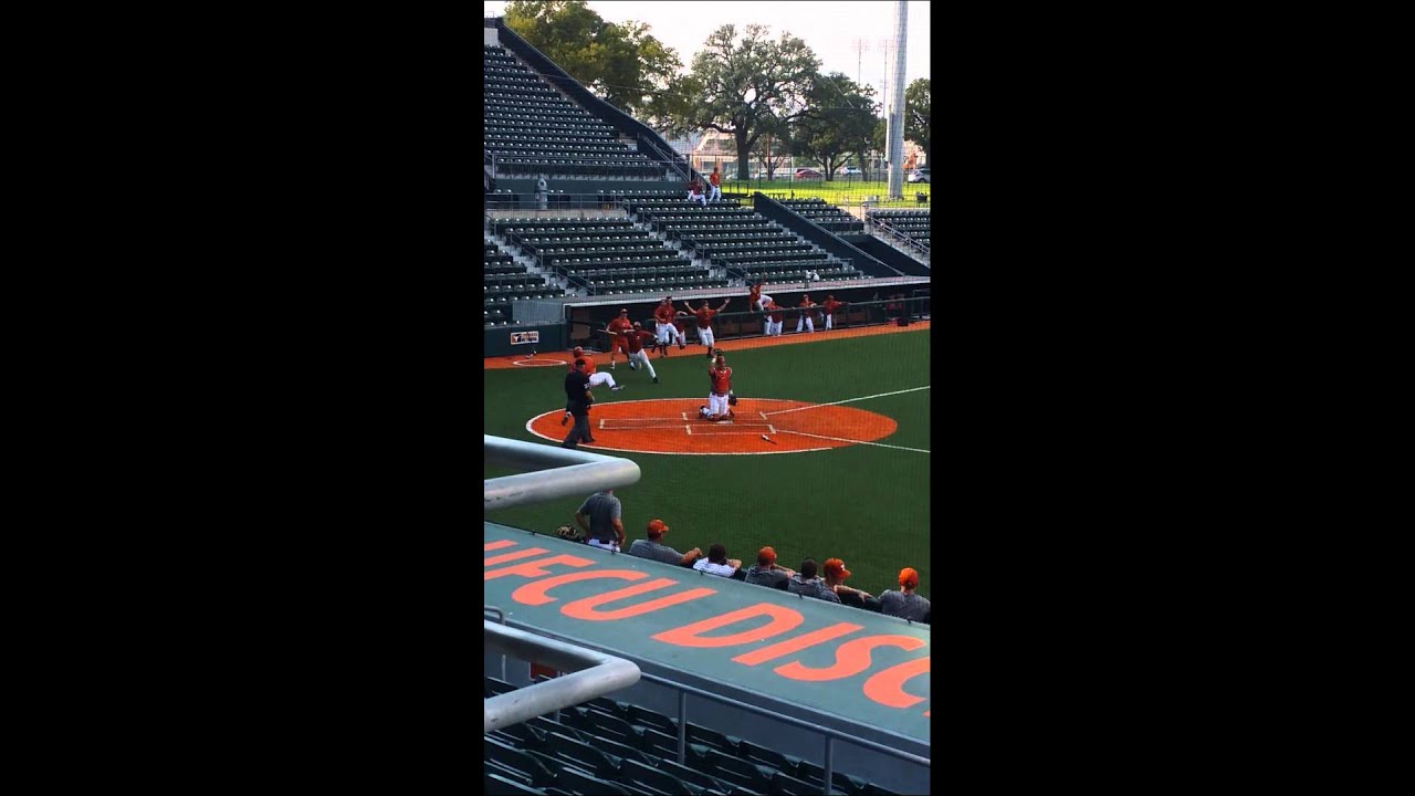 Patrick Mathis baseball UT Fall Scrimmage - YouTube