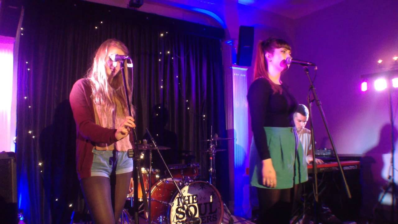Sally Archer - "River" by Joni Mitchell at Malmesbury Acoustic Sessions ...