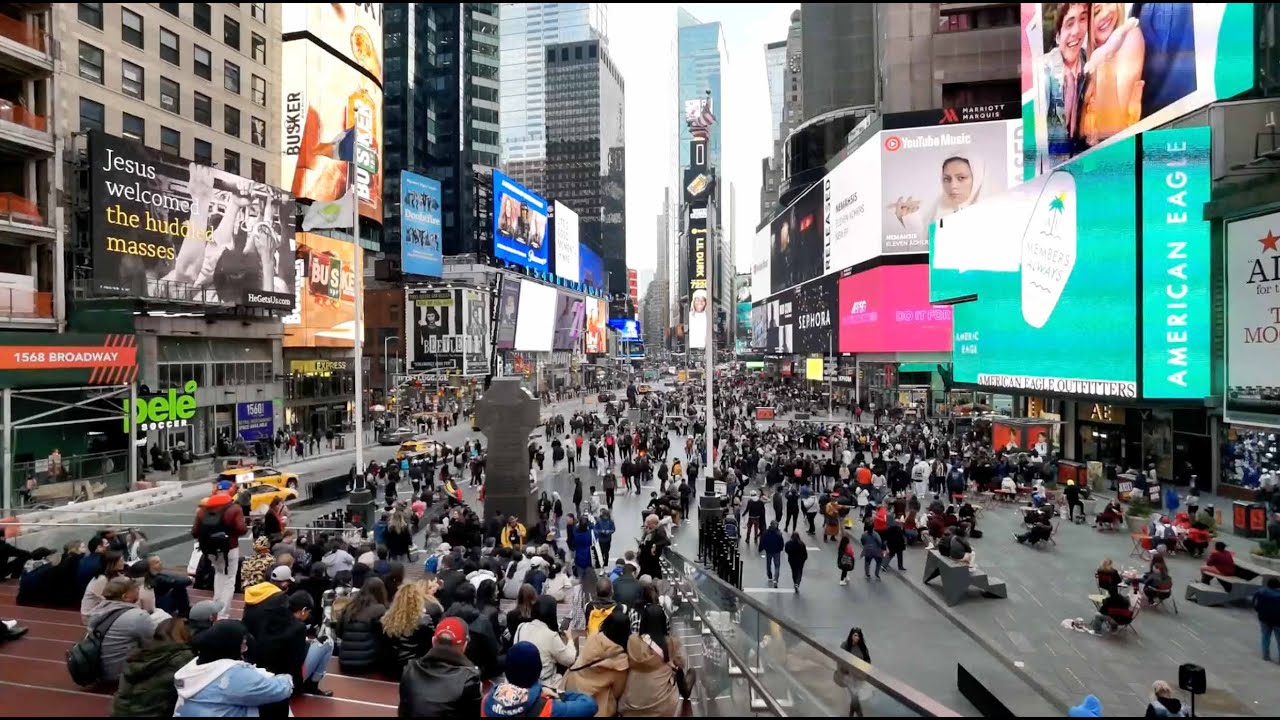 Artist Talk Digital Exhibition - Times Square NYC 2023 - YouTube