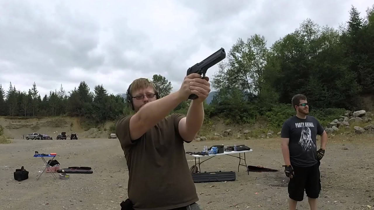 Desert Eagle Fail - YouTube