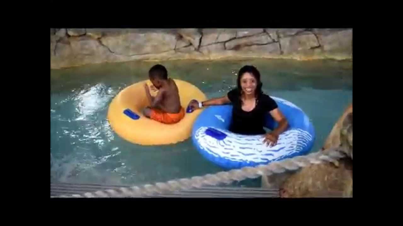 Summer Vacay| Sahari Sam Water Park - YouTube
